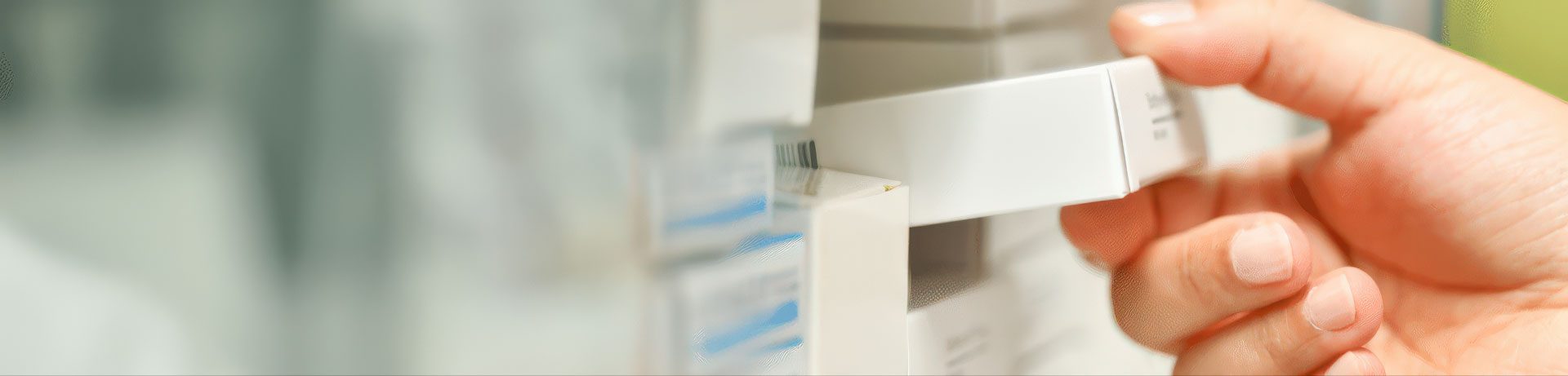 Pharma Recruiters & Headhunters | HealthCare Recruiters Int'l